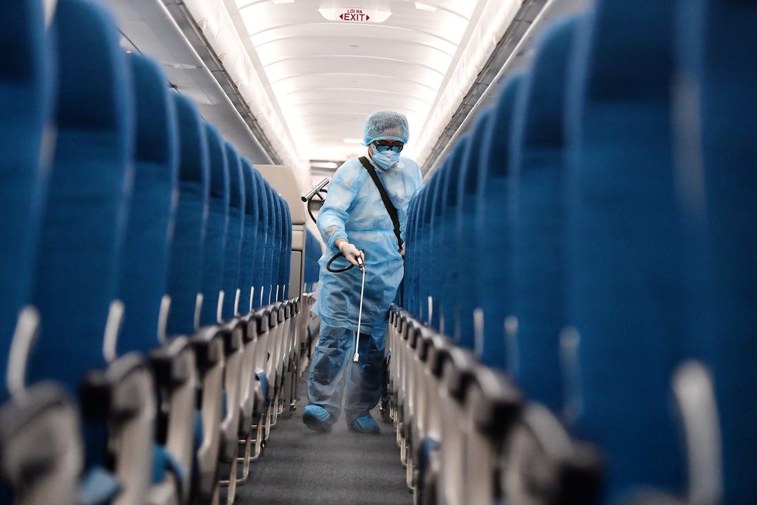 Coronavirus: how airlines disinfect their aircraft - Testori Aero Supply